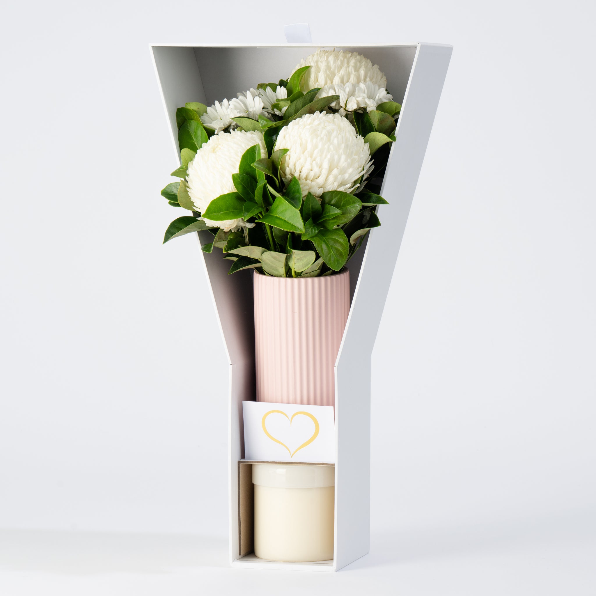 The Velvet Bloom - Premium Disbud Bouquet