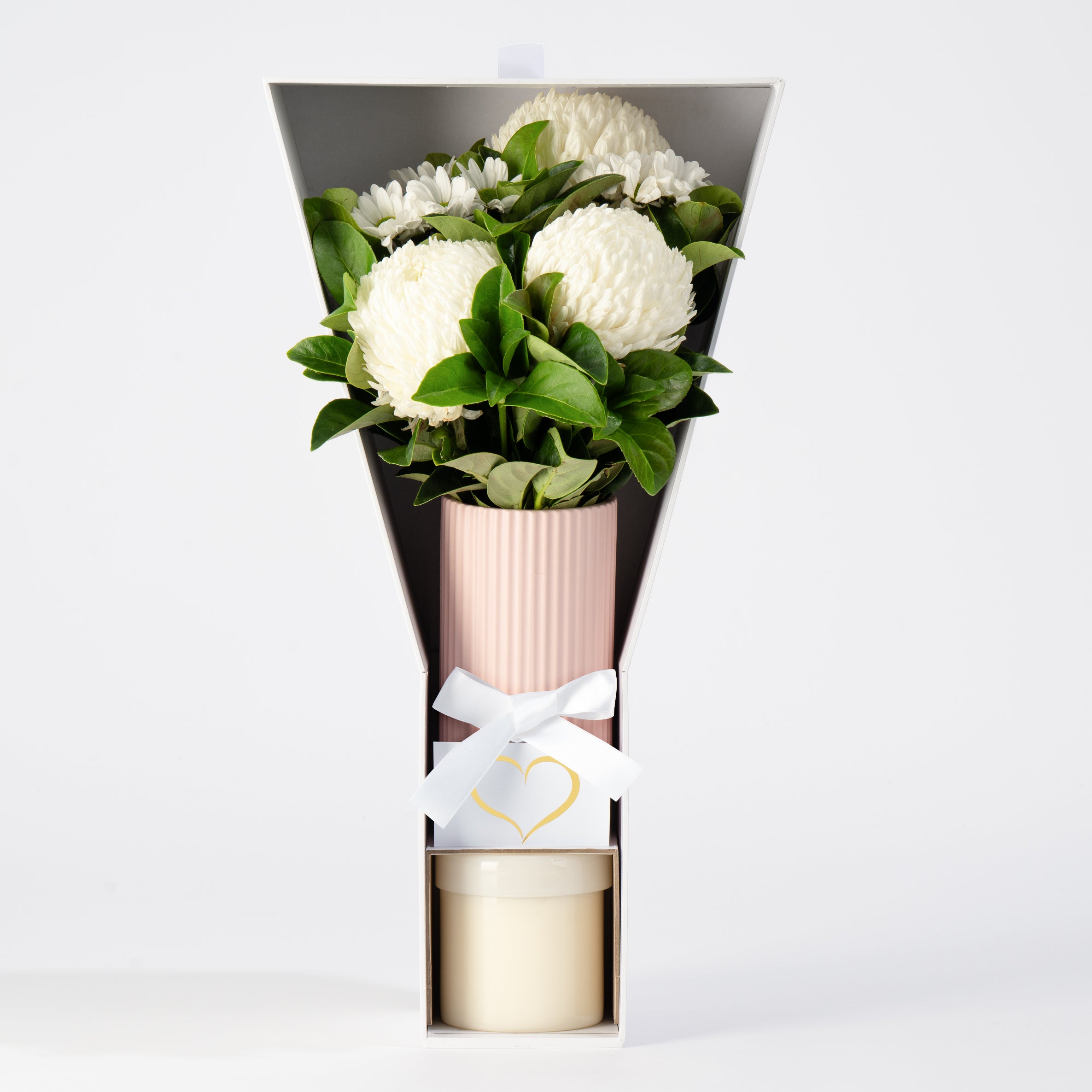 The Velvet Bloom - Premium Disbud Bouquet